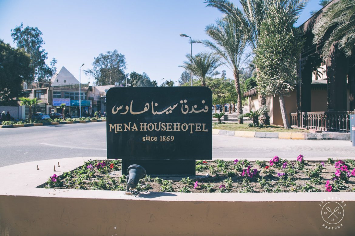 Lunch At The Best View Of The Great Pyramids Of Giza: The Mena House ...